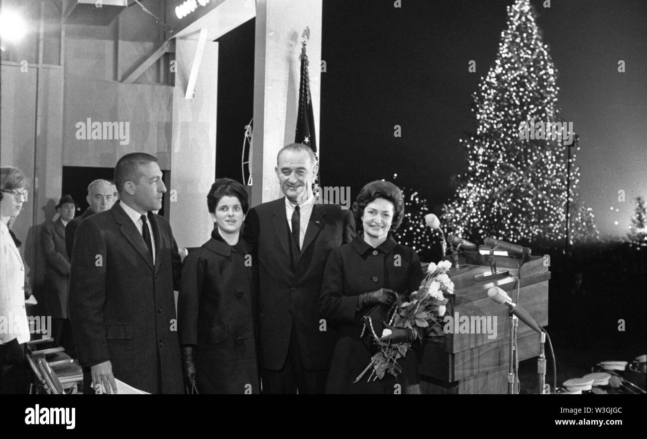 Christmas 1963 hi-res stock photography and images - Alamy