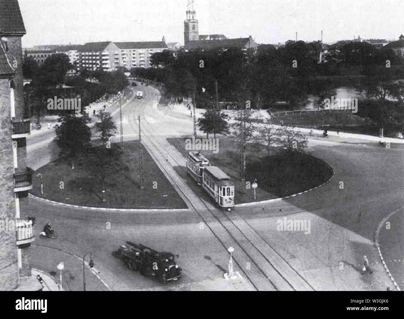Christmas Møllers Plads - roundabout Stock Photo - Alamy