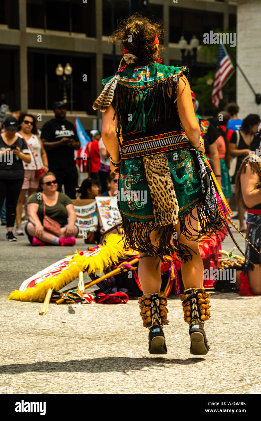 Aztec dance hi-res stock photography and images - Alamy