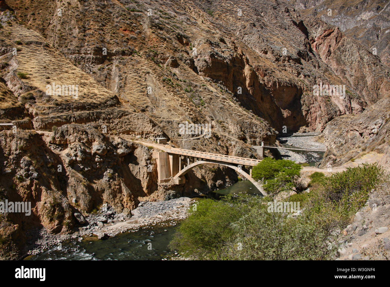 The Colca River running through the immense Colca Canyon, Peru Stock ...