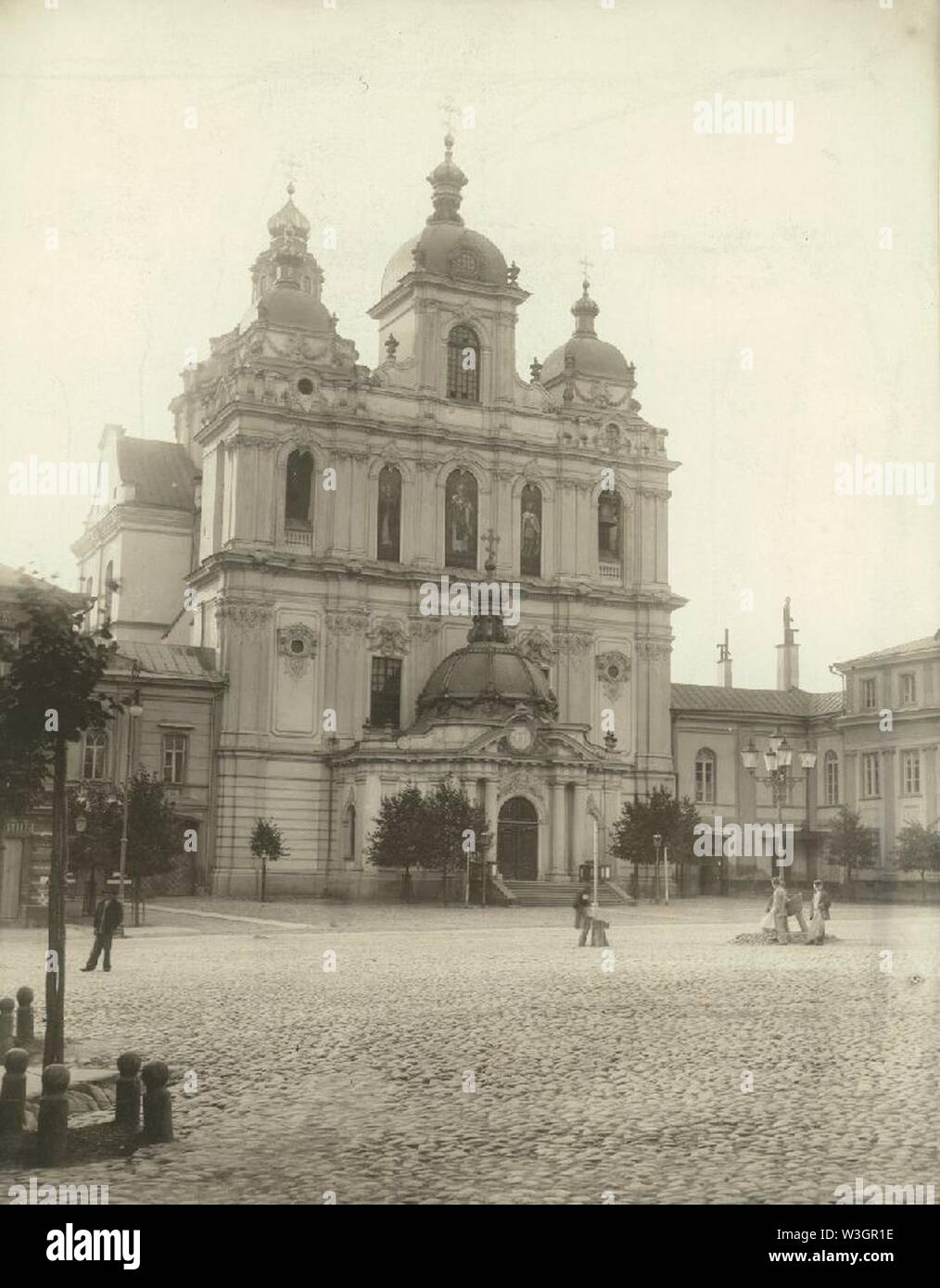 Vilnius kazimieras church hi-res stock photography and images - Alamy