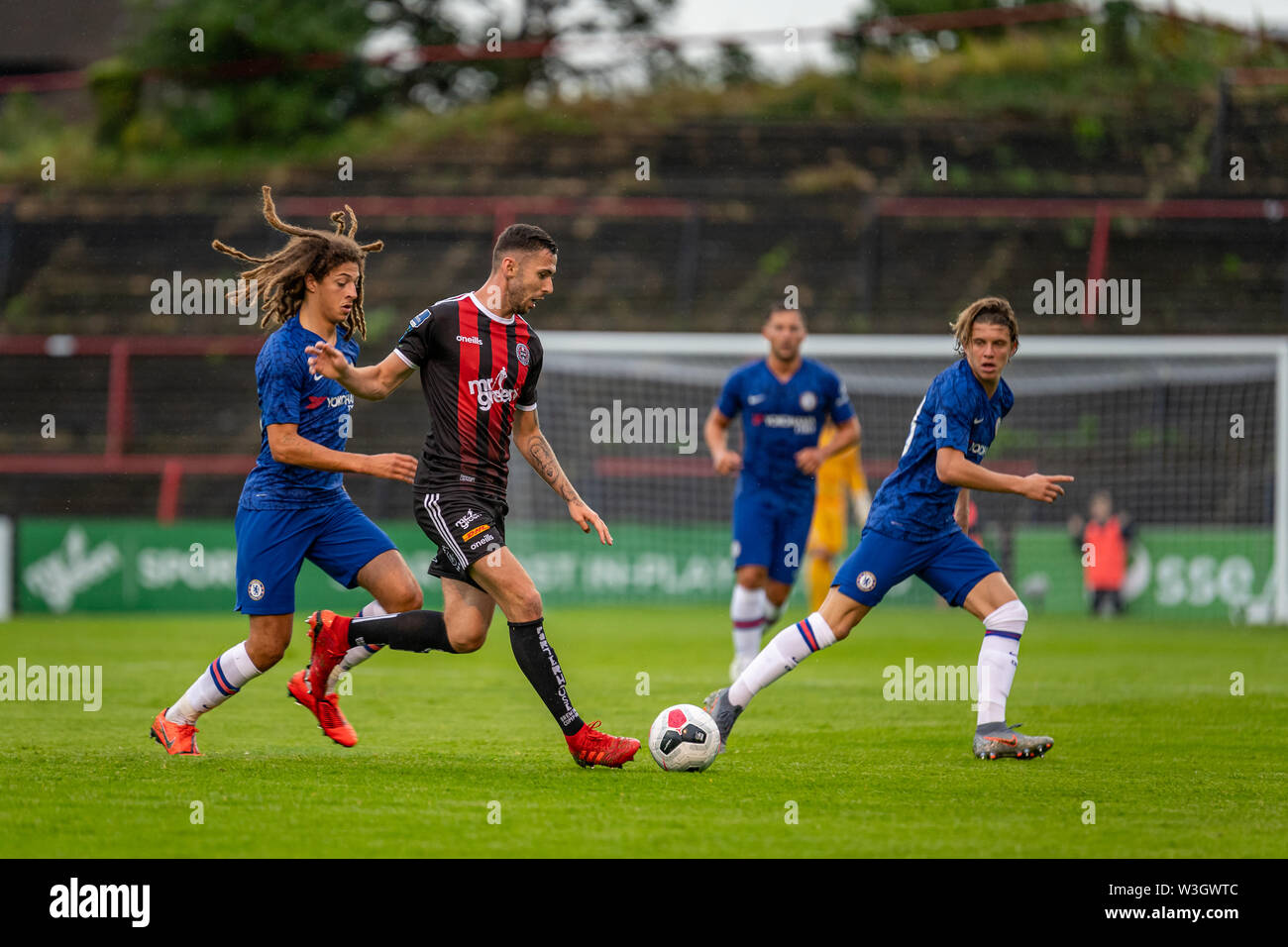 Ethan ampadu chelsea hi-res stock photography and images - Alamy