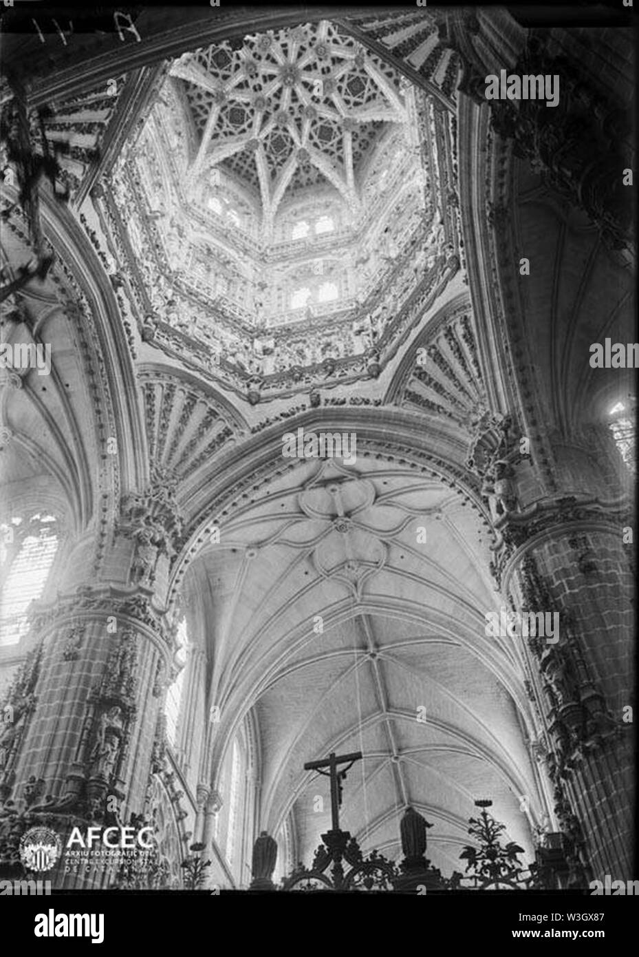 Cimbori i coberta interior de la catedral de Burgos Stock Photo - Alamy