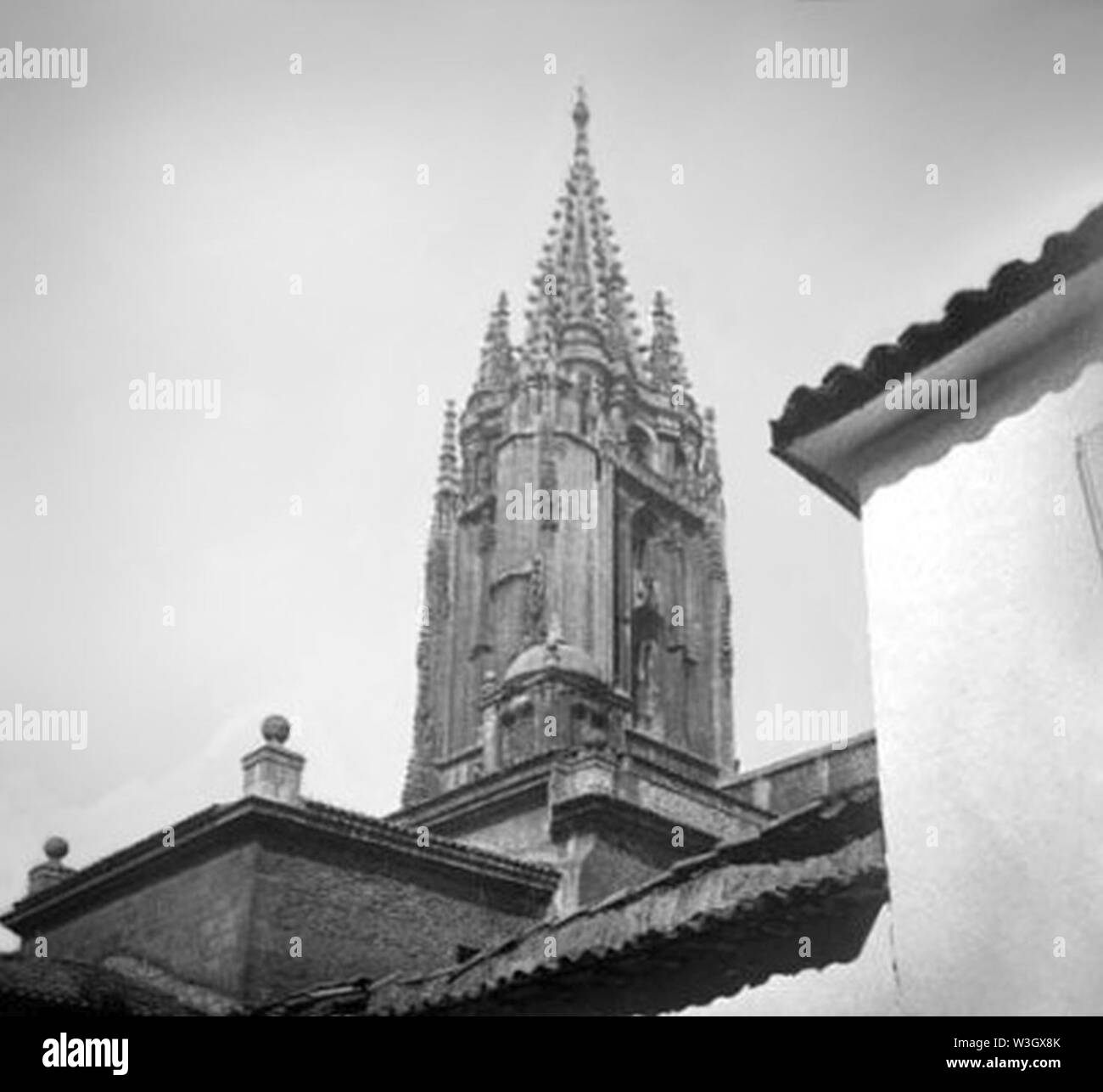Cimbori de la Catedral d'Oviedo Restored Stock Photo - Alamy