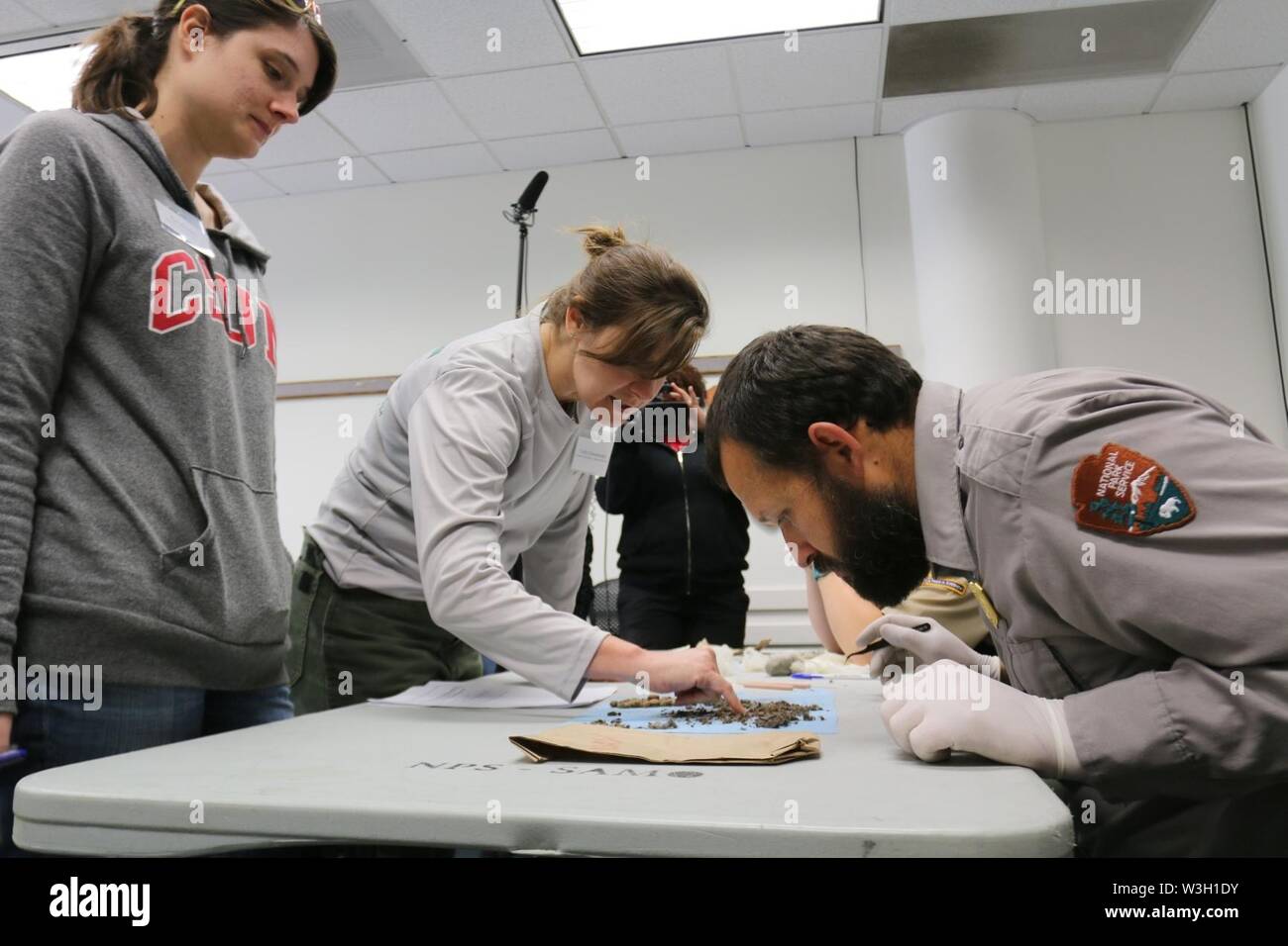 Citizen scientists hi-res stock photography and images - Alamy