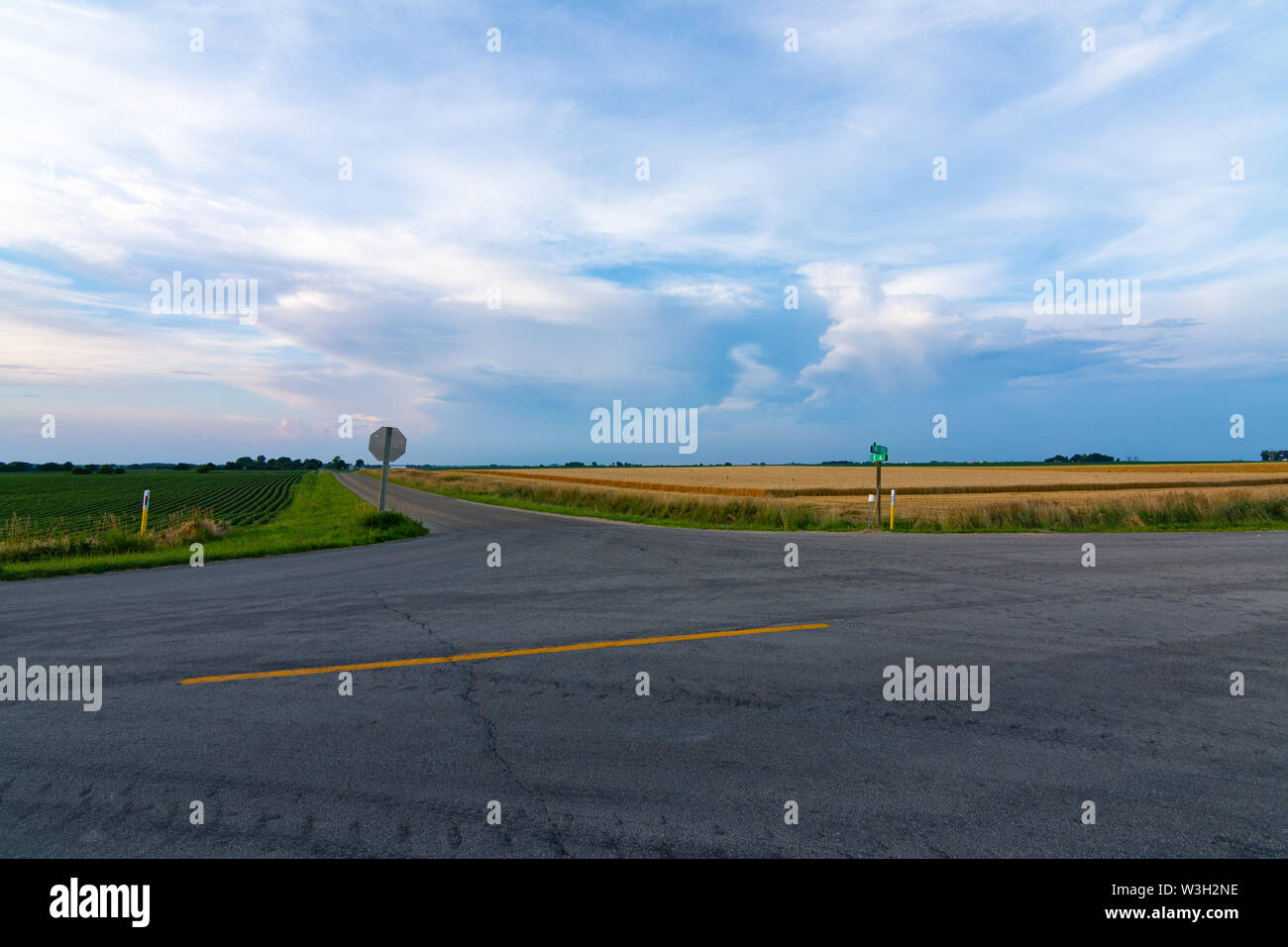 Country intersection in the Midwest on a Summer afternoon. LaSalle ...