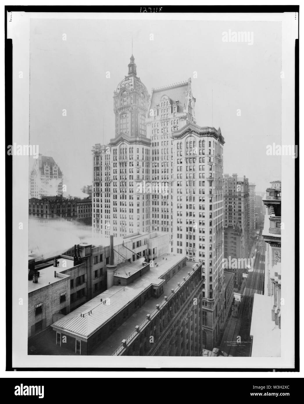 Singer photo Cut Out Stock Images & Pictures - Alamy