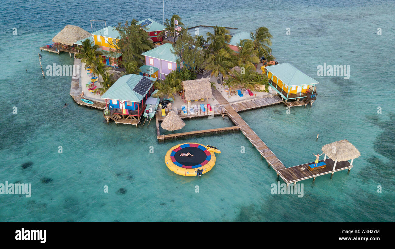 King leweys island resort hi-res stock photography and images - Alamy