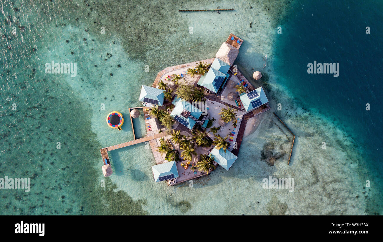 King leweys island resort hi-res stock photography and images - Alamy