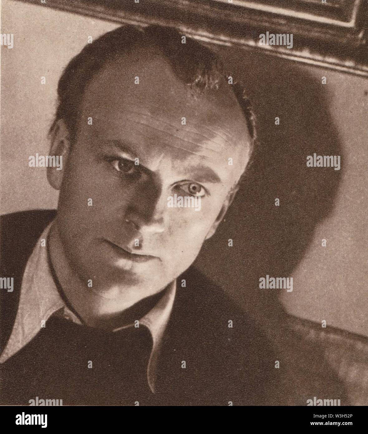 1910 1944 hi-res stock photography and images - Alamy