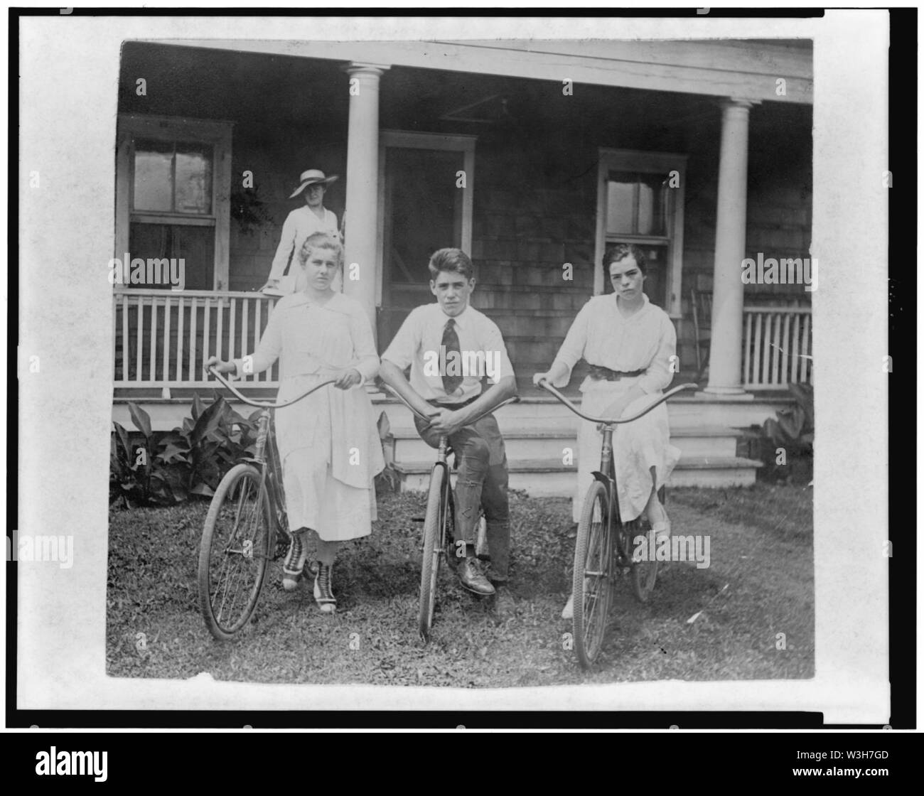 Classical bicycles Black and White Stock Photos & Images - Alamy