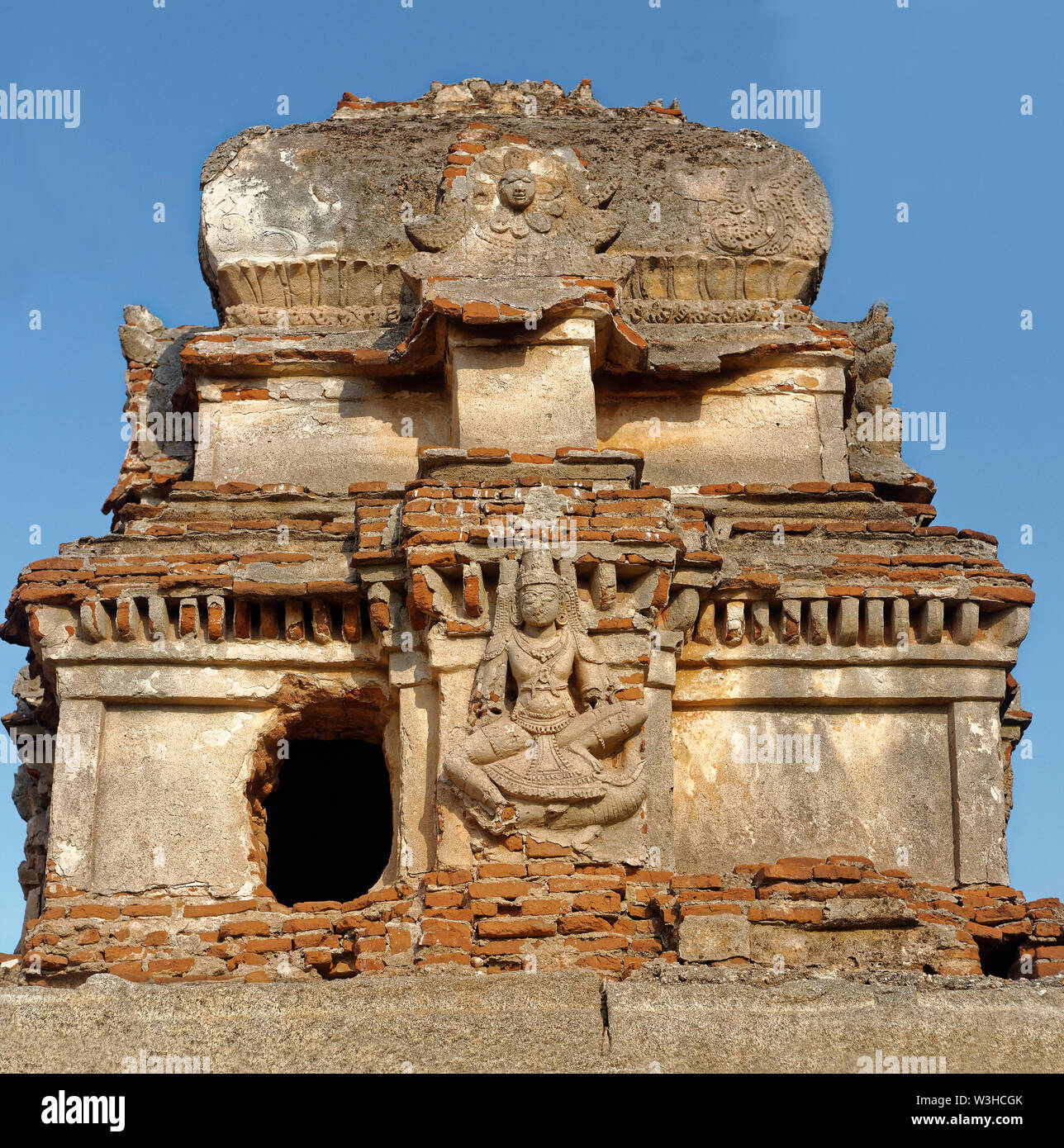 Statue of goddesses on the sikhara(Top Stock Photo - Alamy