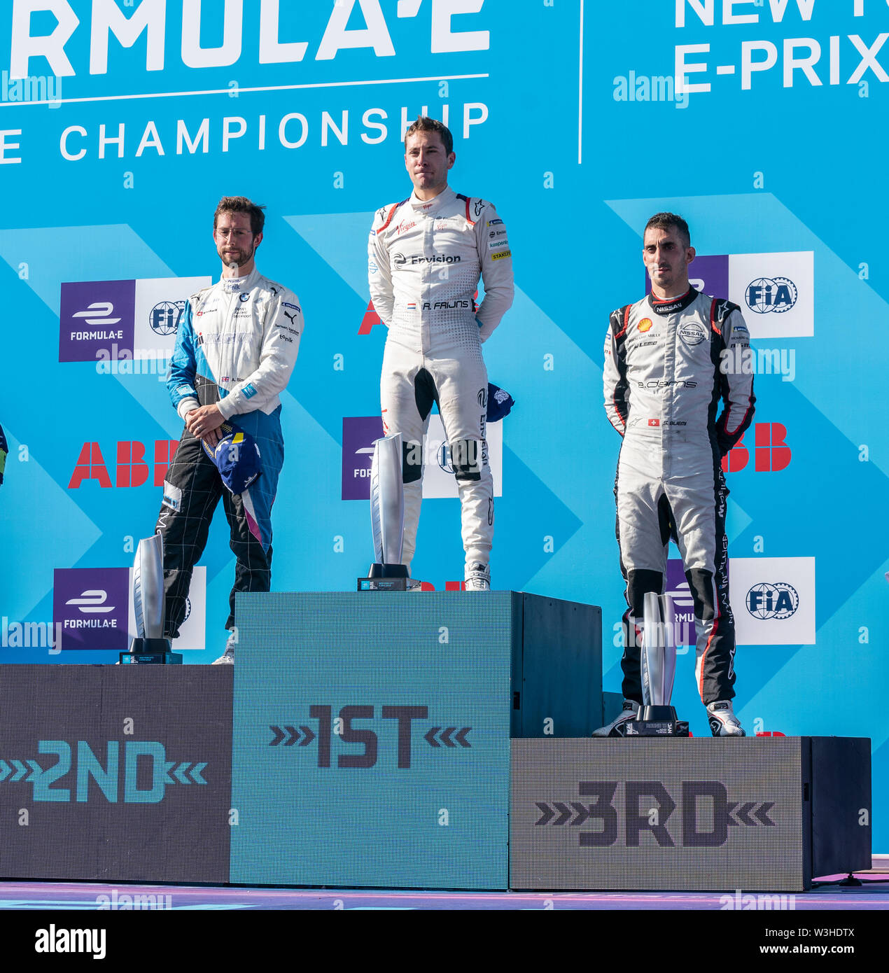 Robin sims hi-res stock photography and images - Alamy