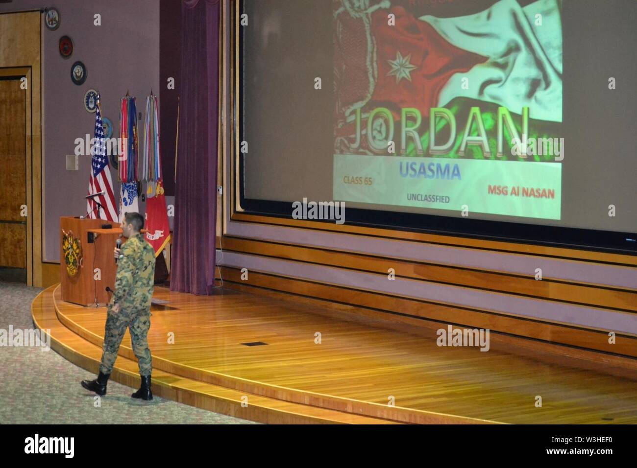 Class 65 DSC 0405 (18651898645 Stock Photo - Alamy