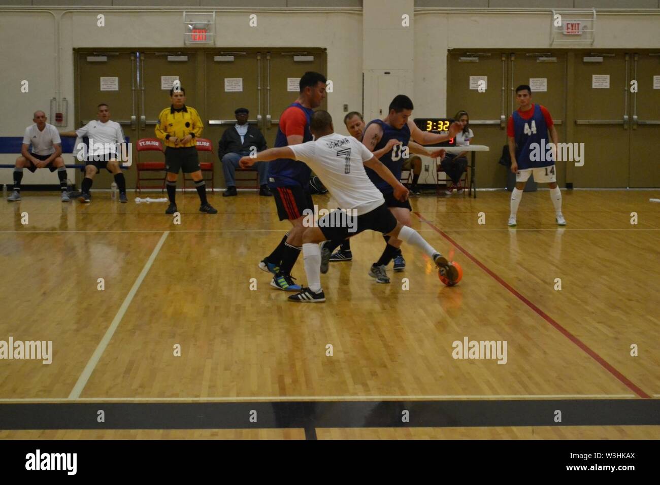 Class 65 DSC 1268 (18027600344 Stock Photo - Alamy