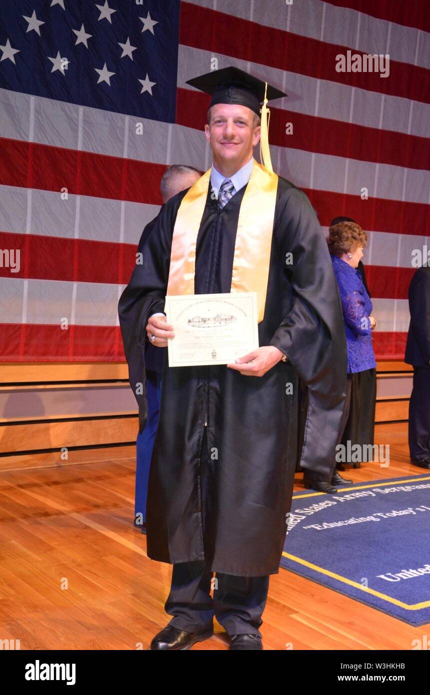 Class of 1963 hi-res stock photography and images - Alamy
