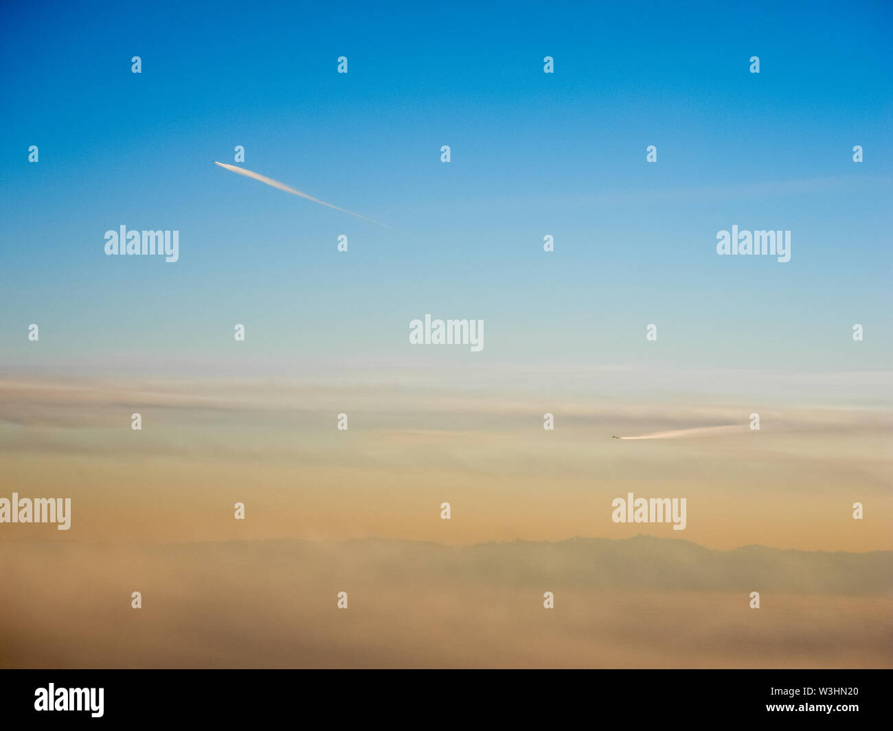 Condensations hi-res stock photography and images - Alamy