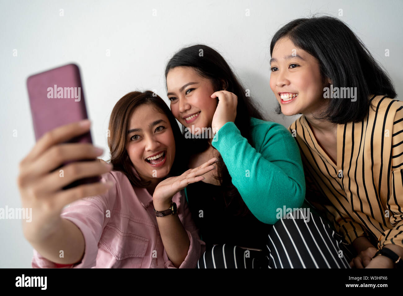 Group Selfie Behind High Resolution Stock Photography and Images - Alamy