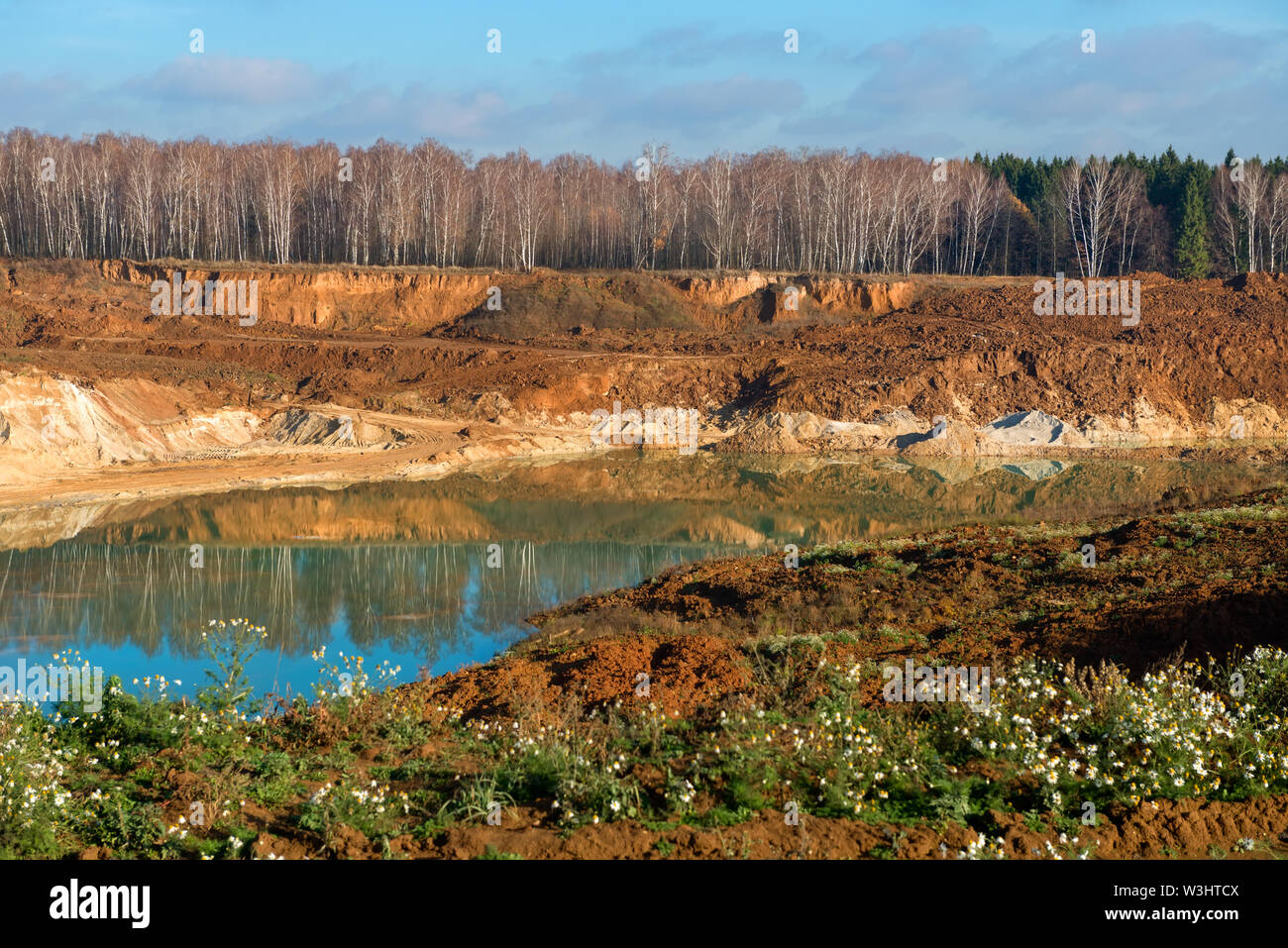 Top view sand mine hi-res stock photography and images - Alamy