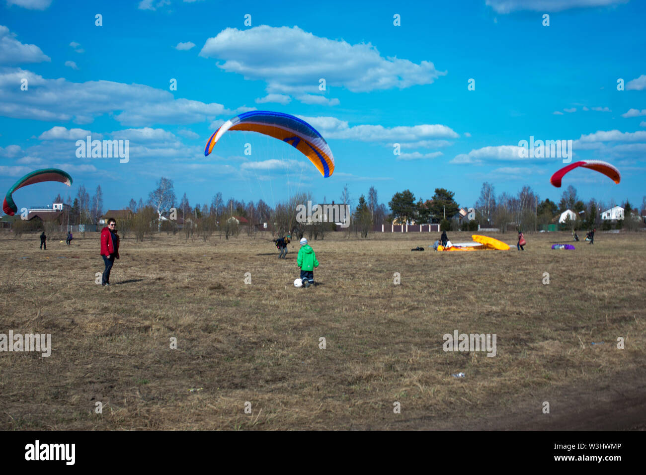 Aerial view paragliding activity from hi-res stock photography and ...