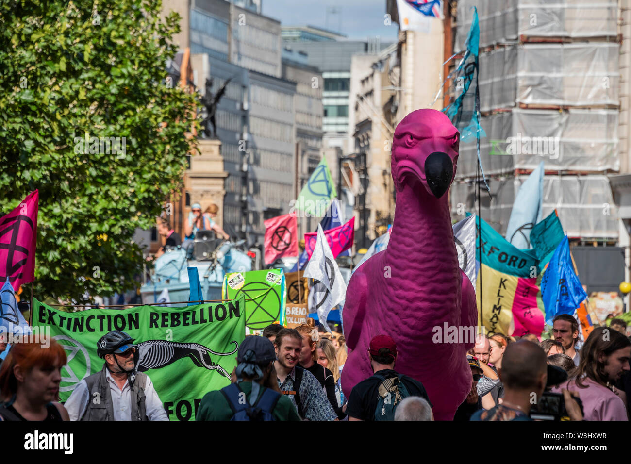 Environmental protests hi-res stock photography and images - Alamy