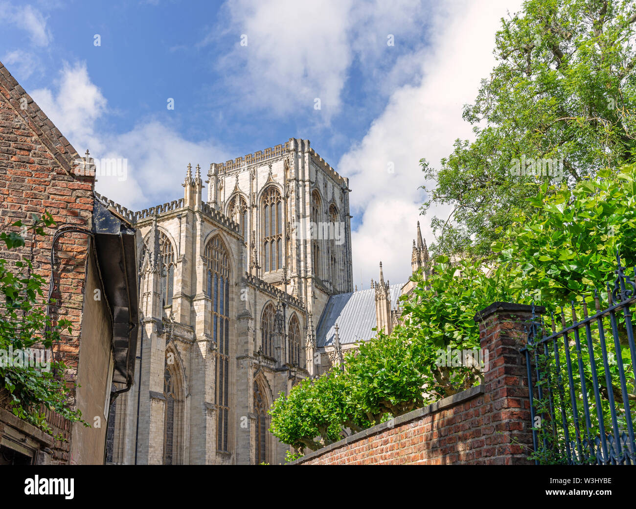 City of york medieval gate house hi-res stock photography and images ...