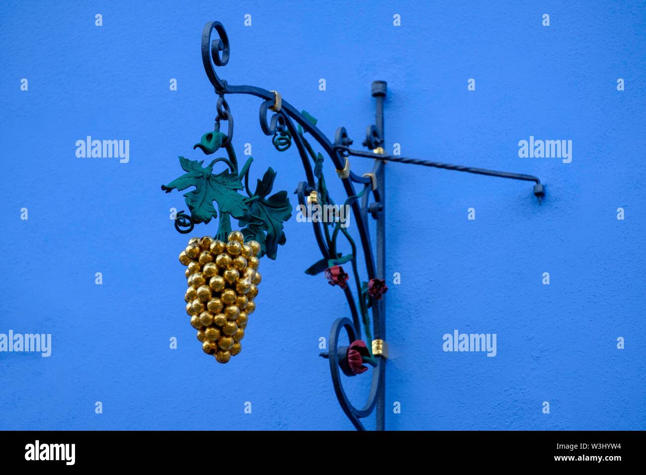 Hanging shop sign, pub sign, Rothenburg ob der Tauber, Middle Franconia ...