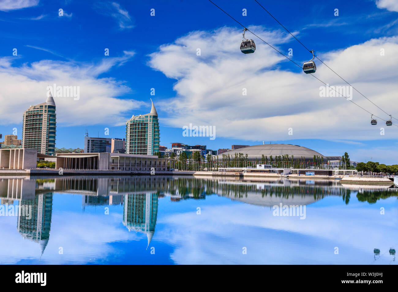 Funivia lisbona hi-res stock photography and images - Alamy