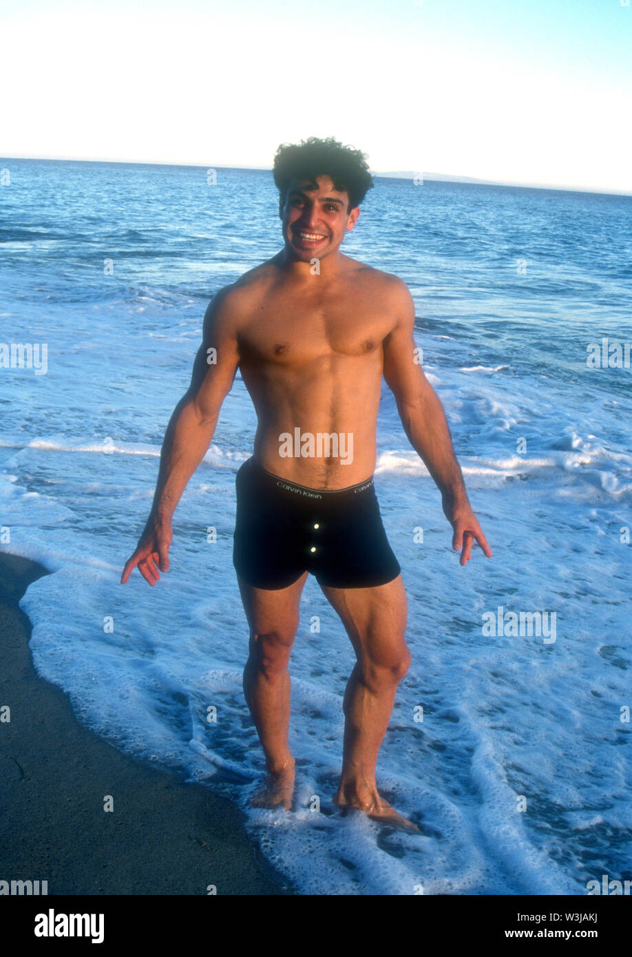 Malibu, California, USA 27th September 1994 (Exclusive) Acrobat/artist ...