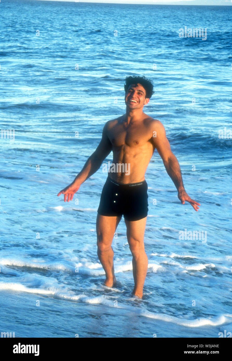 Malibu, California, USA 27th September 1994 (Exclusive) Acrobat/artist ...