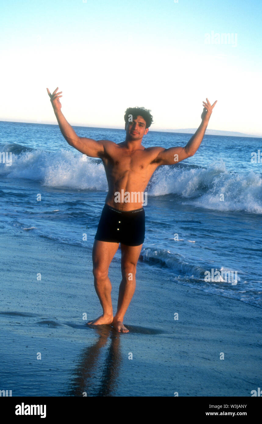 Malibu, California, USA 27th September 1994 (Exclusive) Acrobat/artist ...