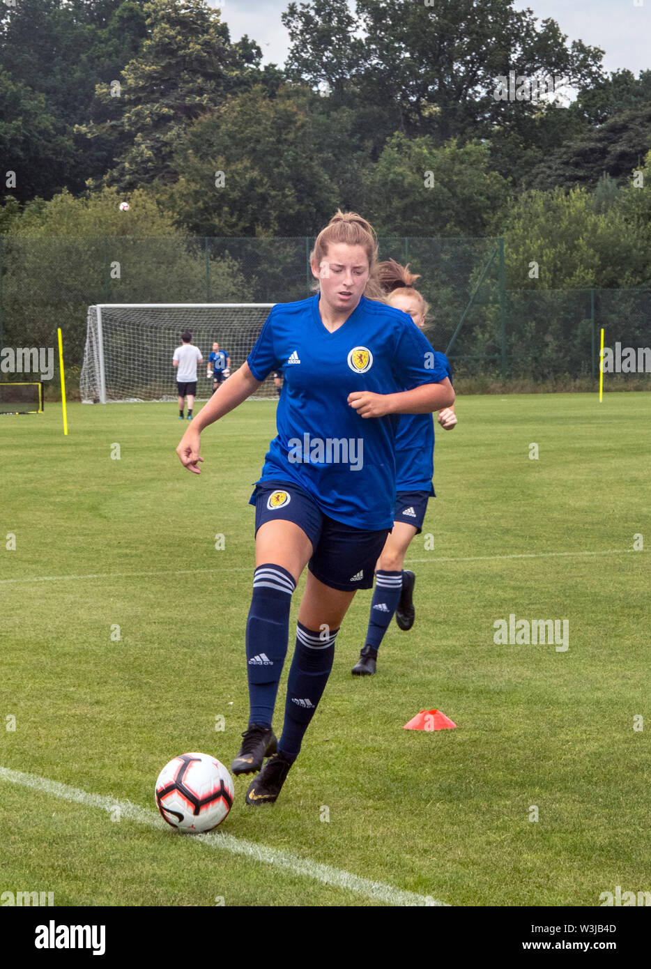 British ladies football team hi-res stock photography and images - Alamy