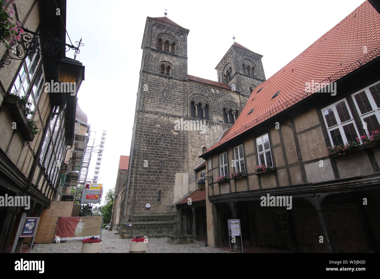 Quedlinburg, Germany. 16th July, 2019. The castle and the collegiate ...