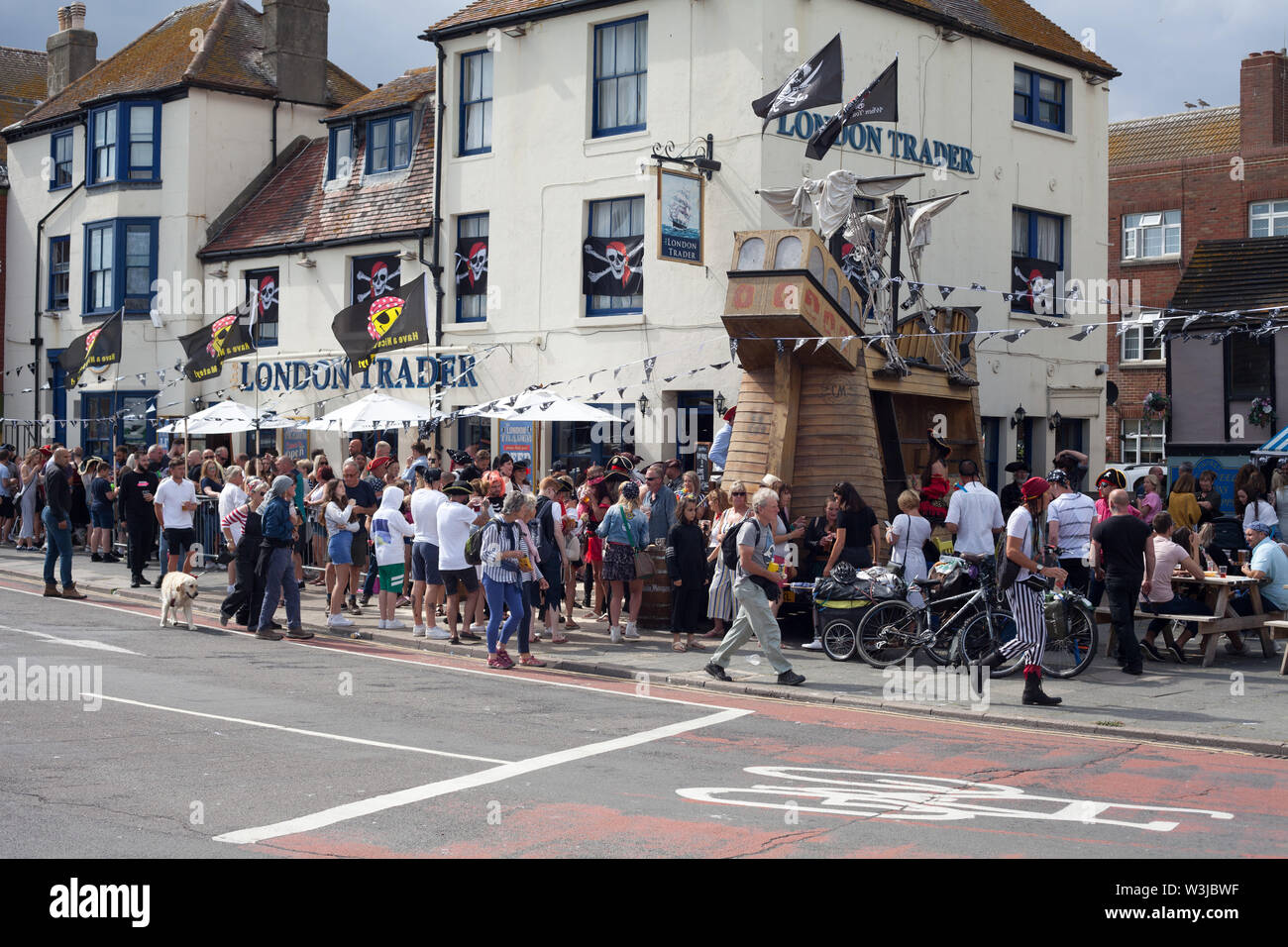 Hastings the albion pub hi-res stock photography and images - Alamy