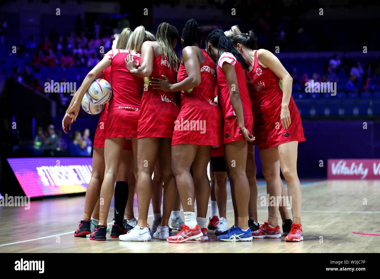 Team england netball players hi-res stock photography and images - Alamy
