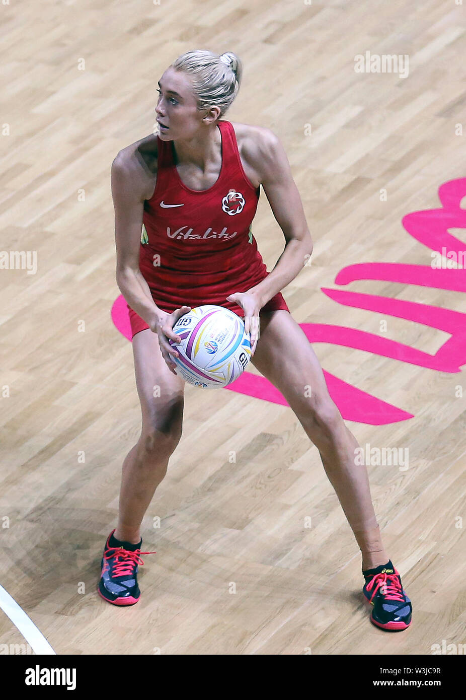 England's Helen Housby Stock Photo - Alamy