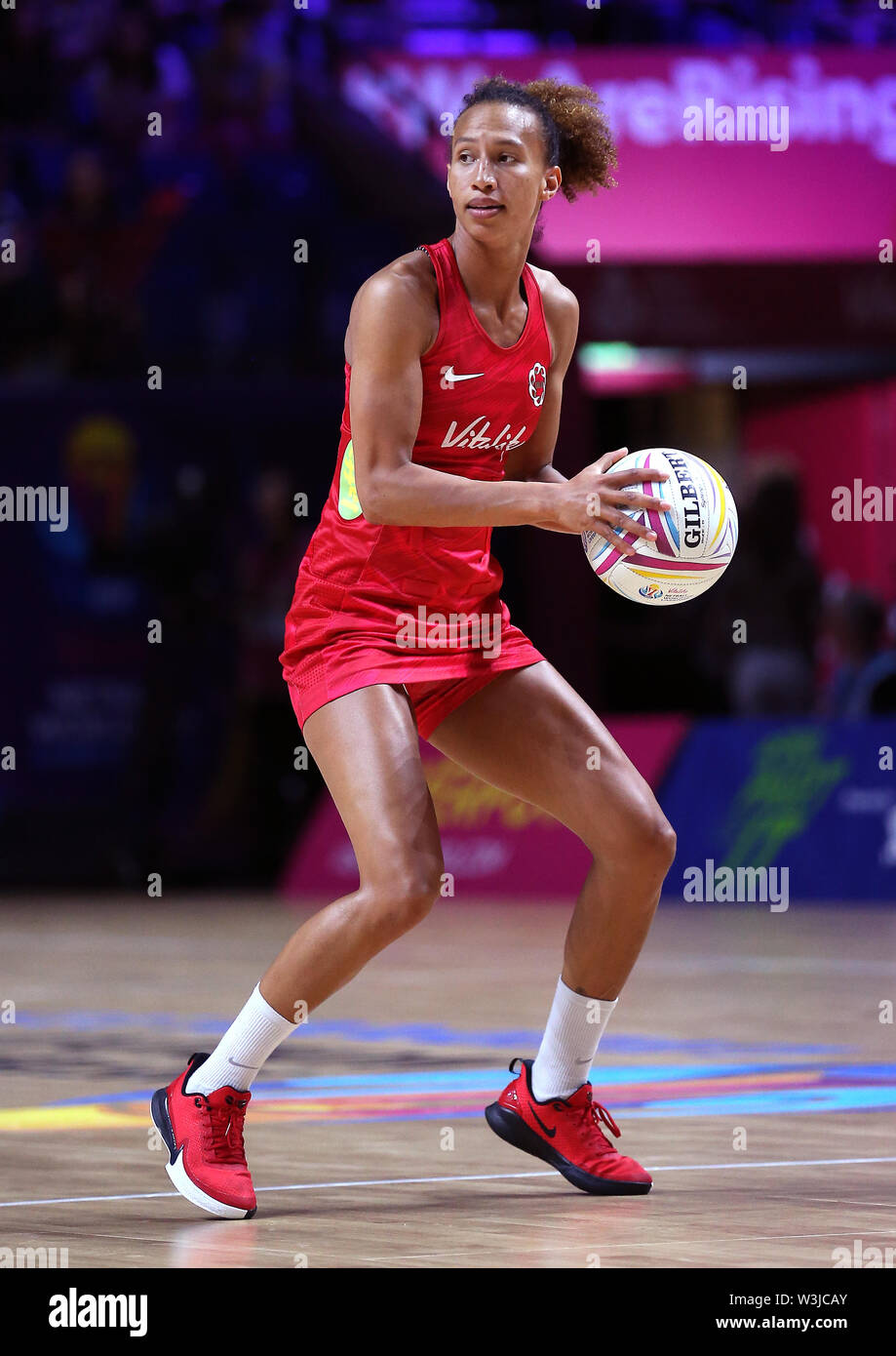 England's Serena Guthrie Stock Photo - Alamy
