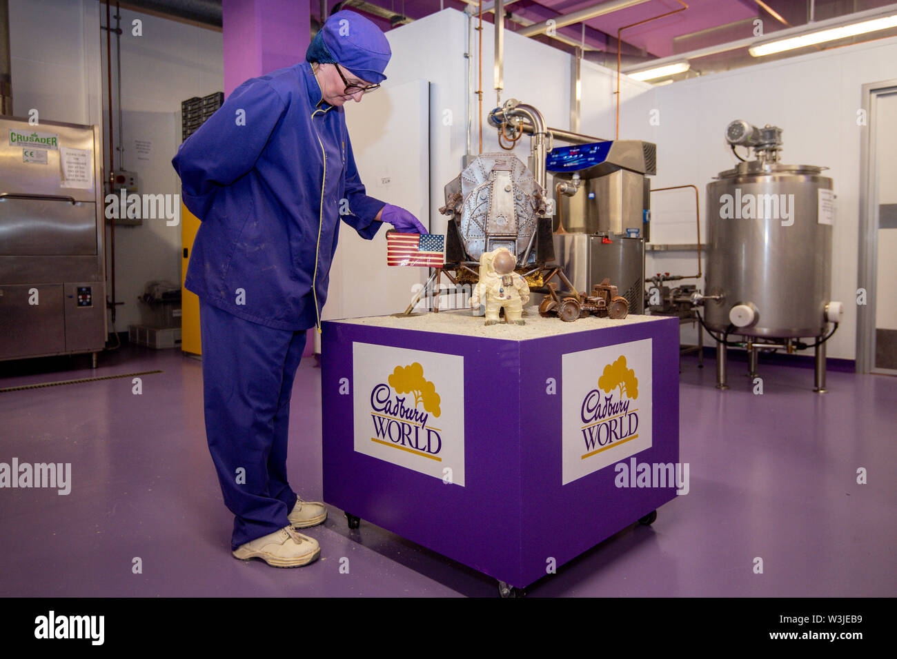 Cadbury World chocolatier Dawn Jenks adds the finishing touches to the ...