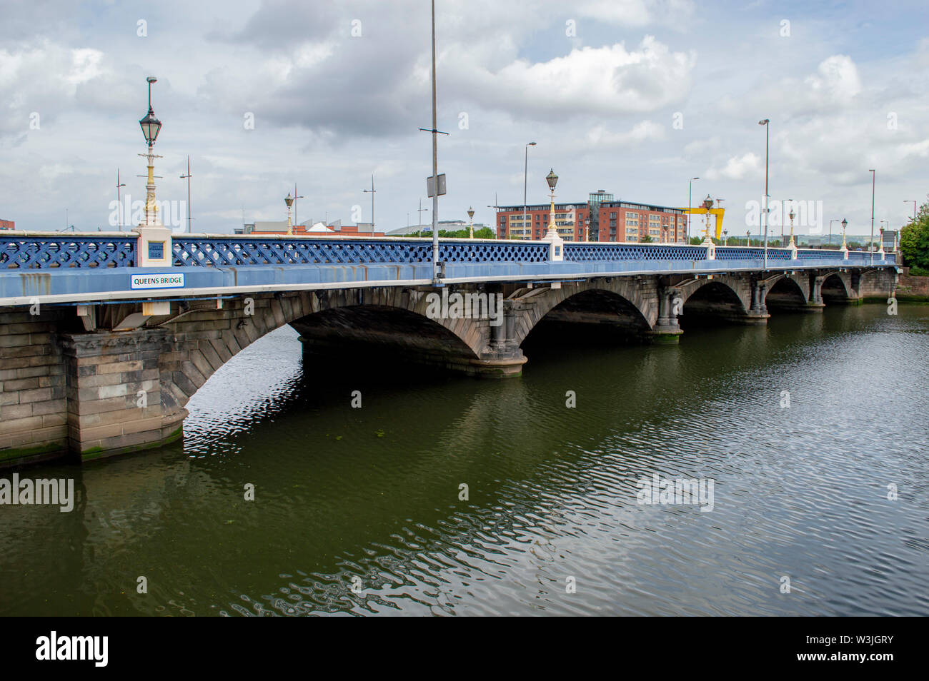 Queen's Bridge in Belfast, Northern Ireland Stock Photo - Alamy