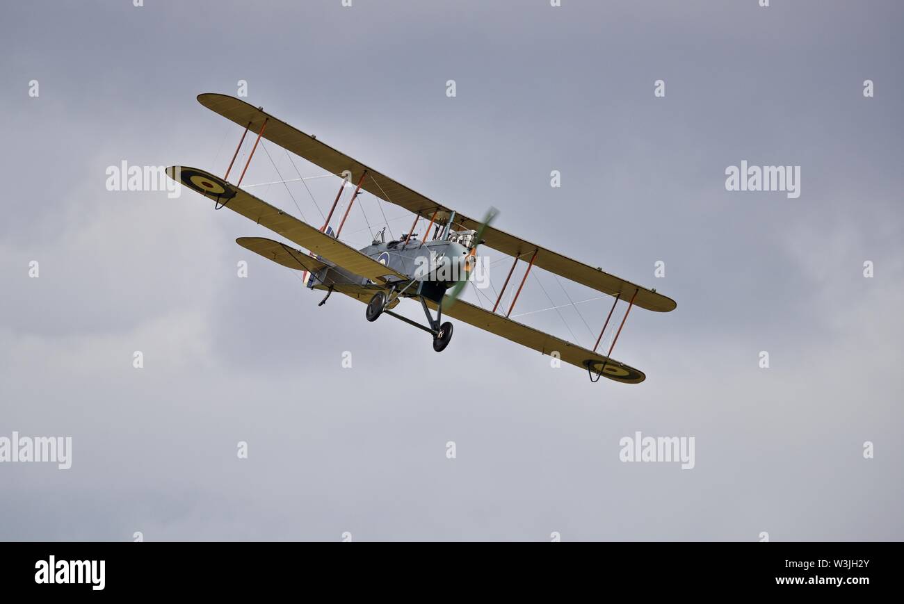 Airco DH.9 / de Havilland DH.9 the world's first strategic bomber restored by the Historic ...