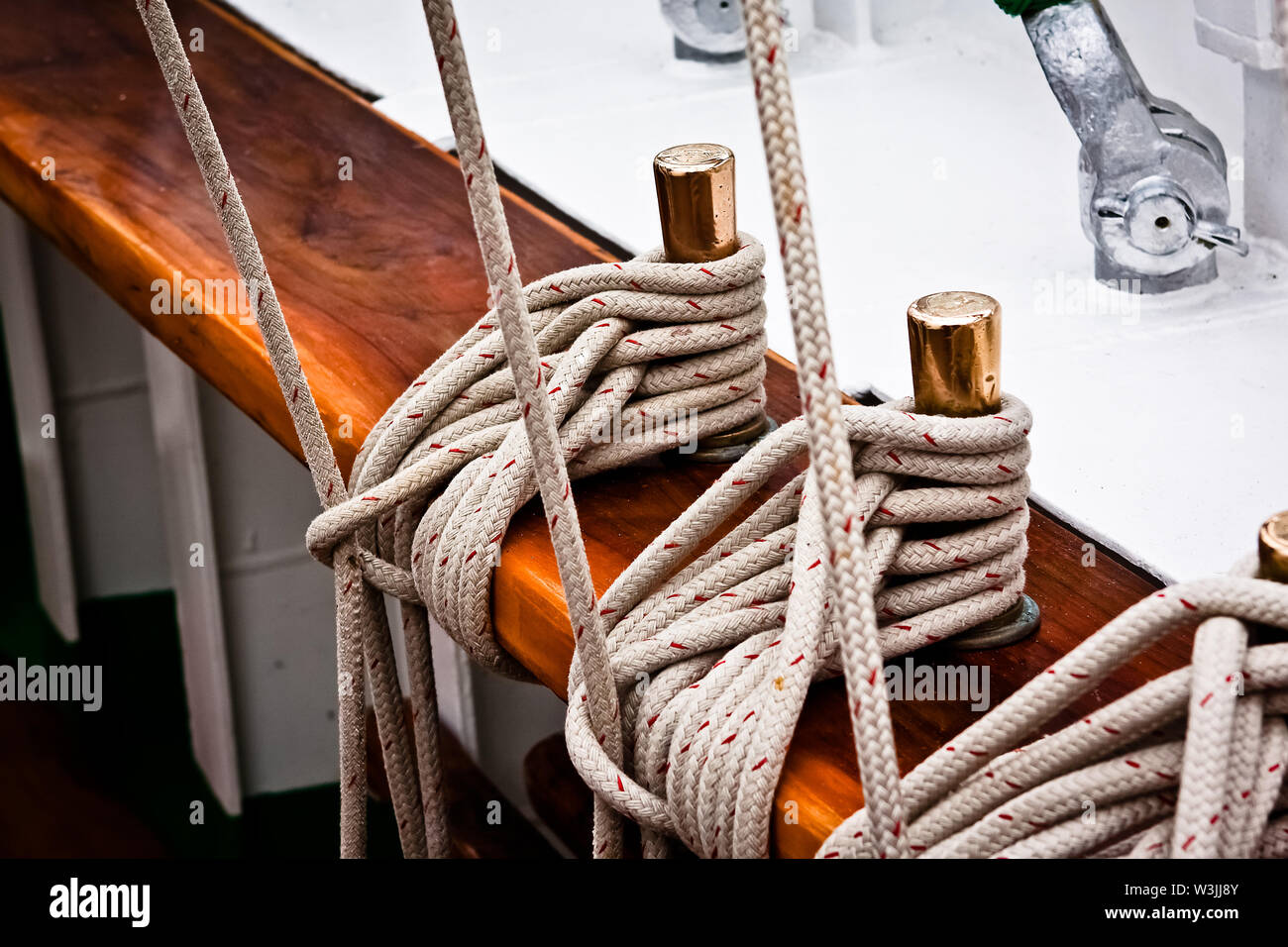 Nautical ropes of a tall ship Stock Photo - Alamy