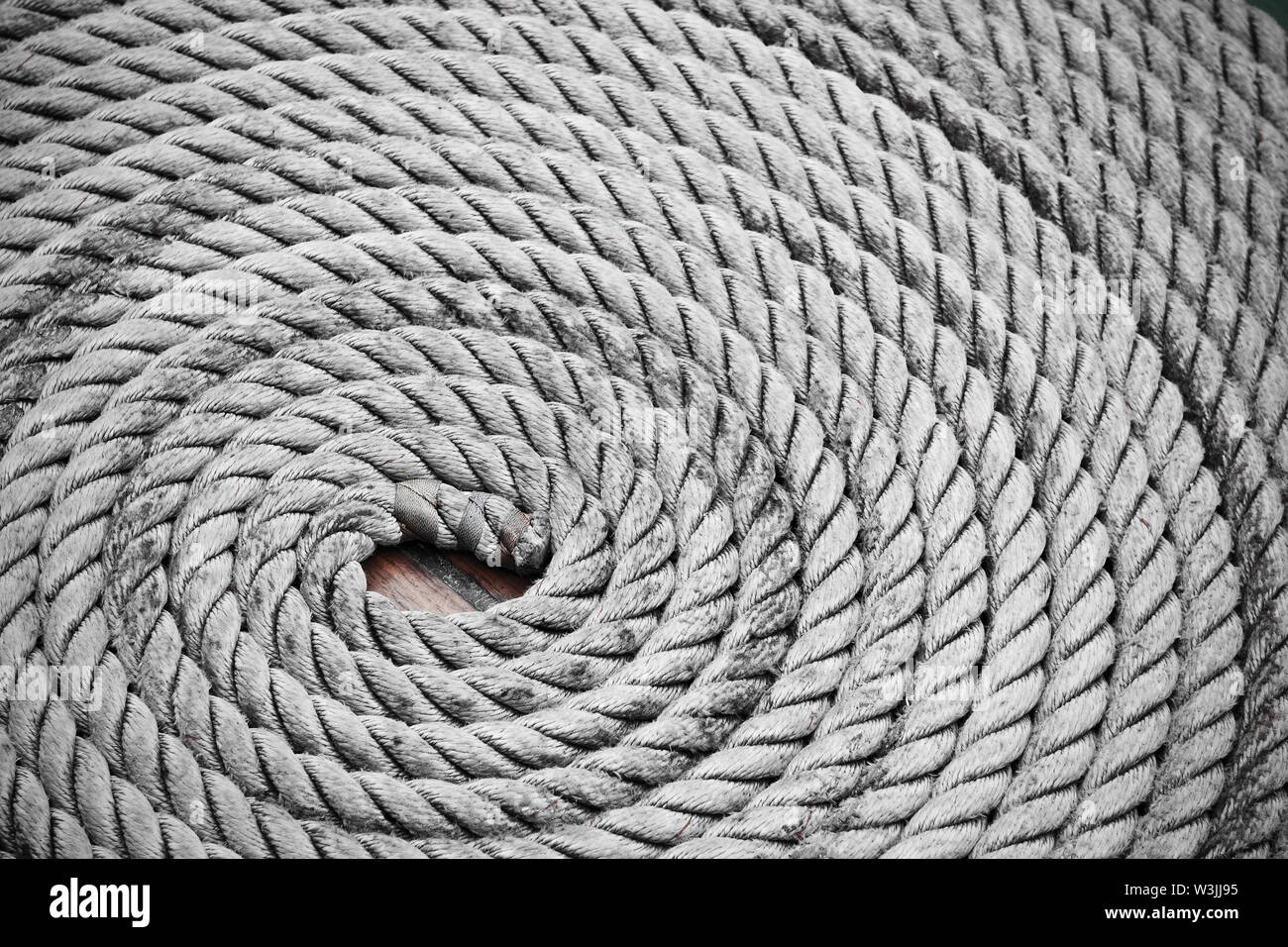 Nautical ropes of a tall ship Stock Photo - Alamy