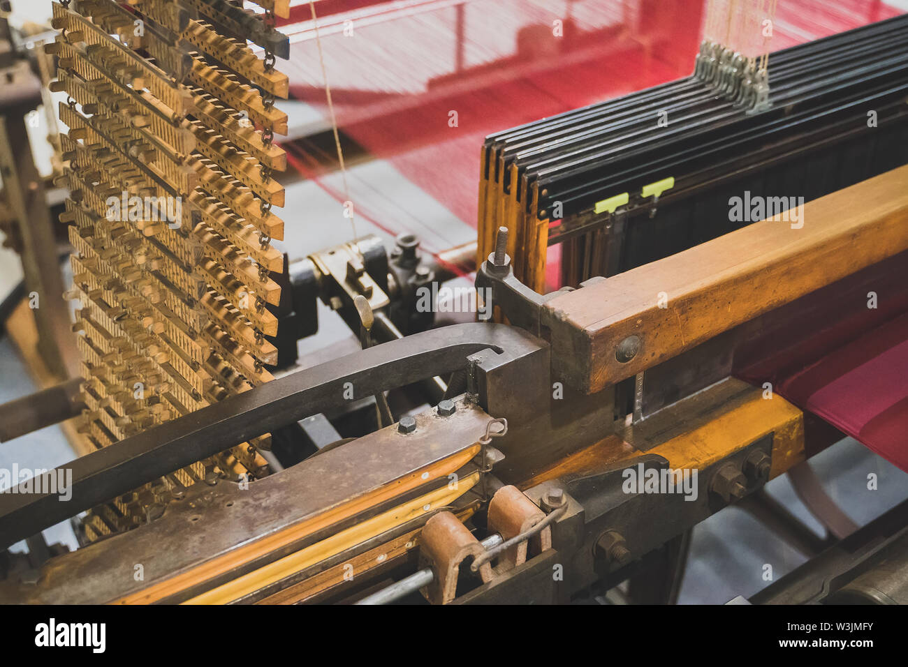 Retro loom with dobby mechanism and two-box sley Stock Photo - Alamy