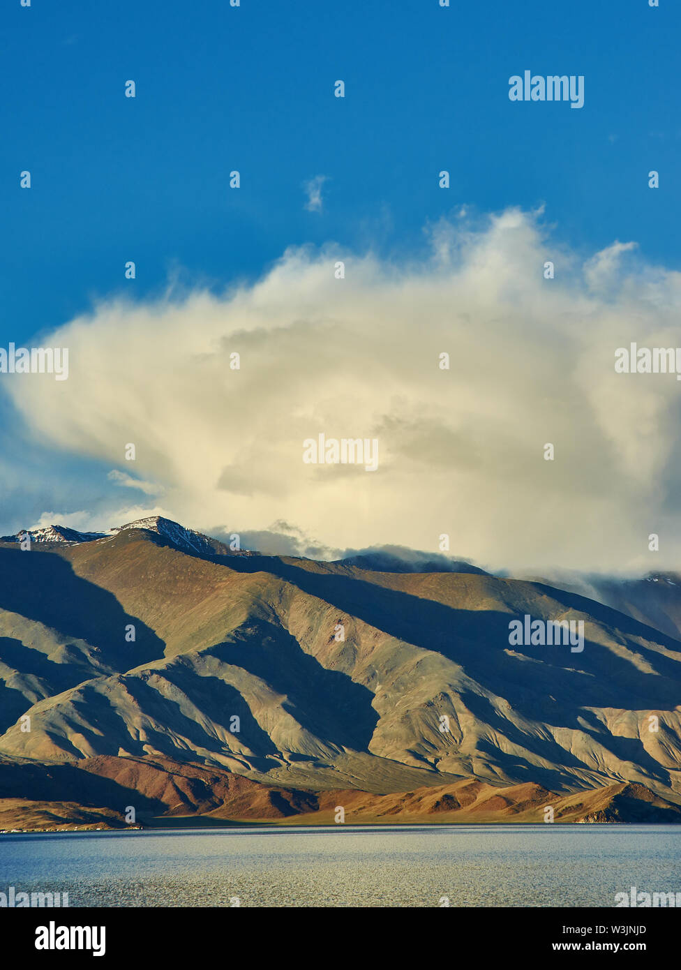 Mongolia. mountain lake Tolbo Tuur, Bright sunny day Stock Photo - Alamy