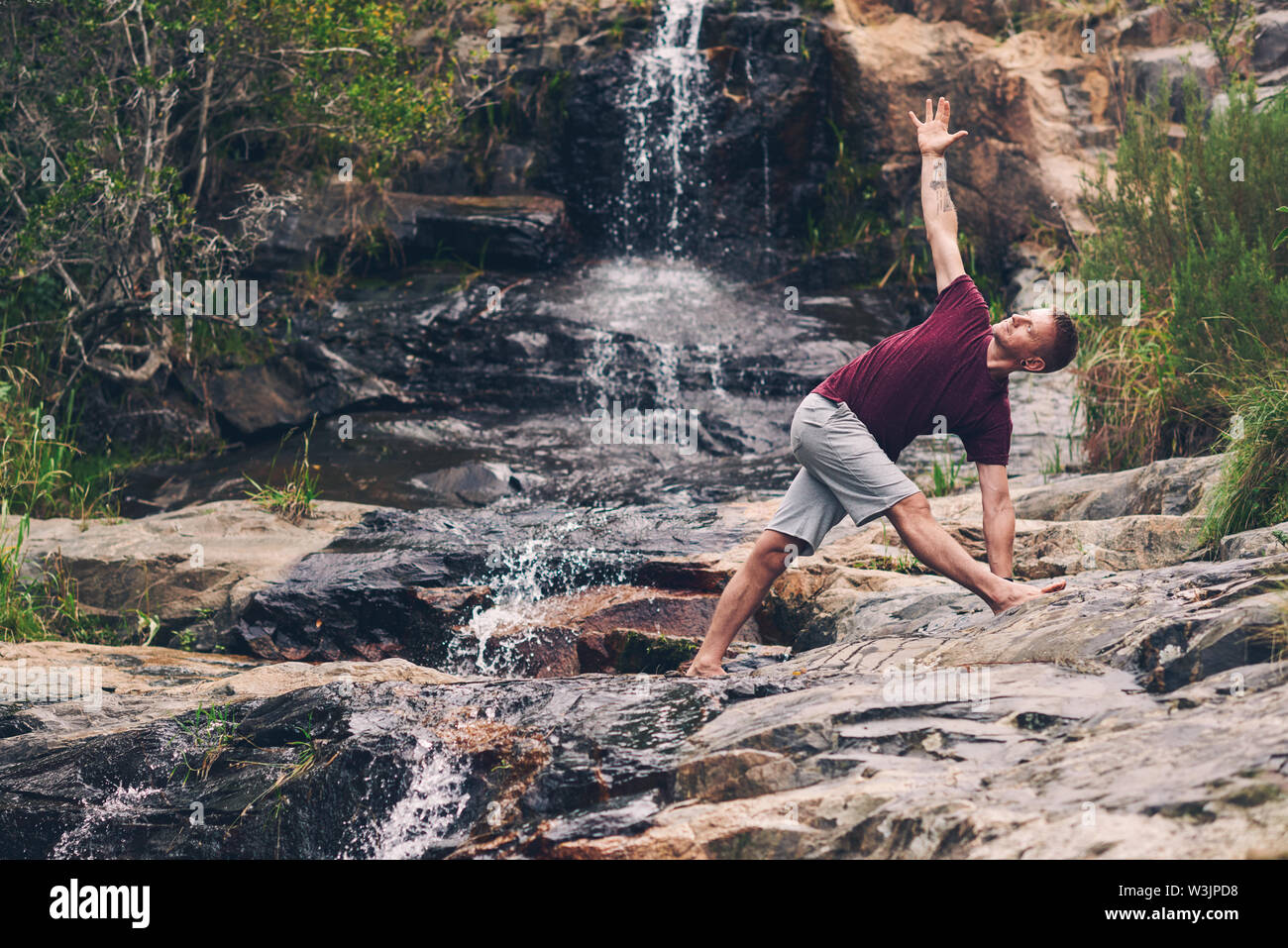 Fit triangle hi-res stock photography and images - Alamy