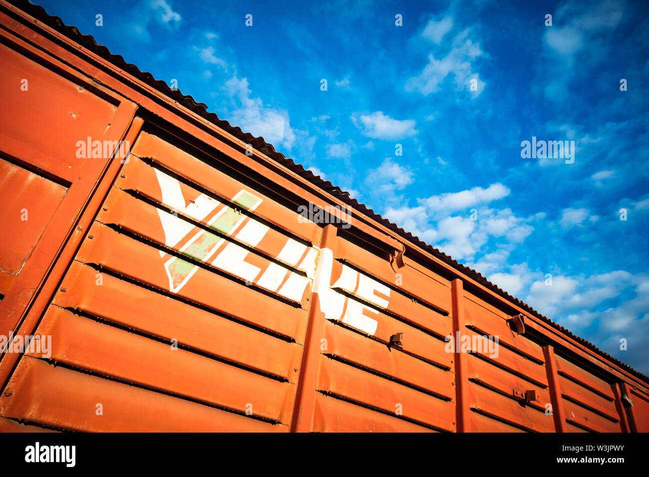 Vline train hi-res stock photography and images - Alamy