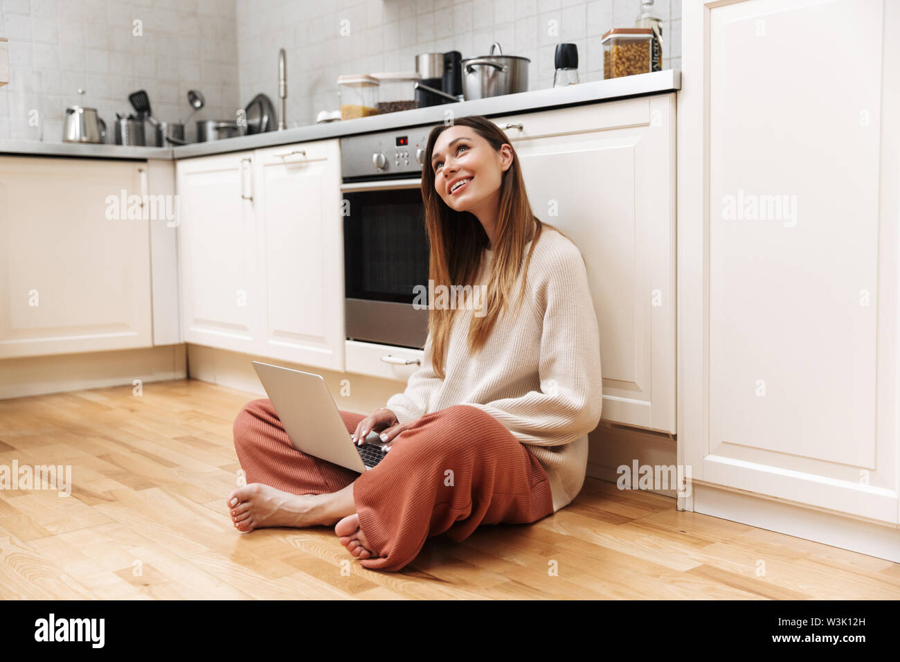 Laptop compter hi-res stock photography and images - Alamy