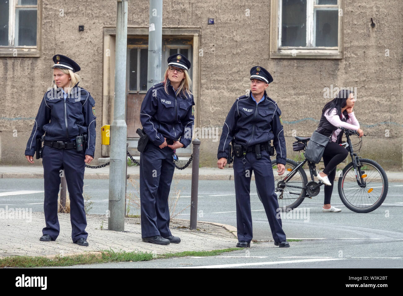 German police uniform hi-res stock photography and images - Alamy