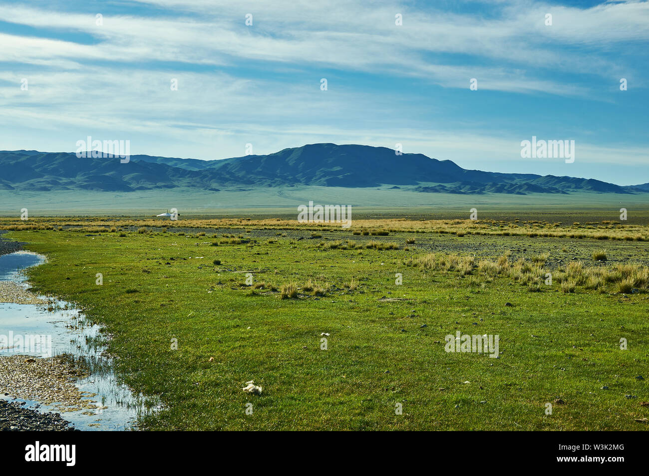 Uureg nuur lake hi-res stock photography and images - Alamy
