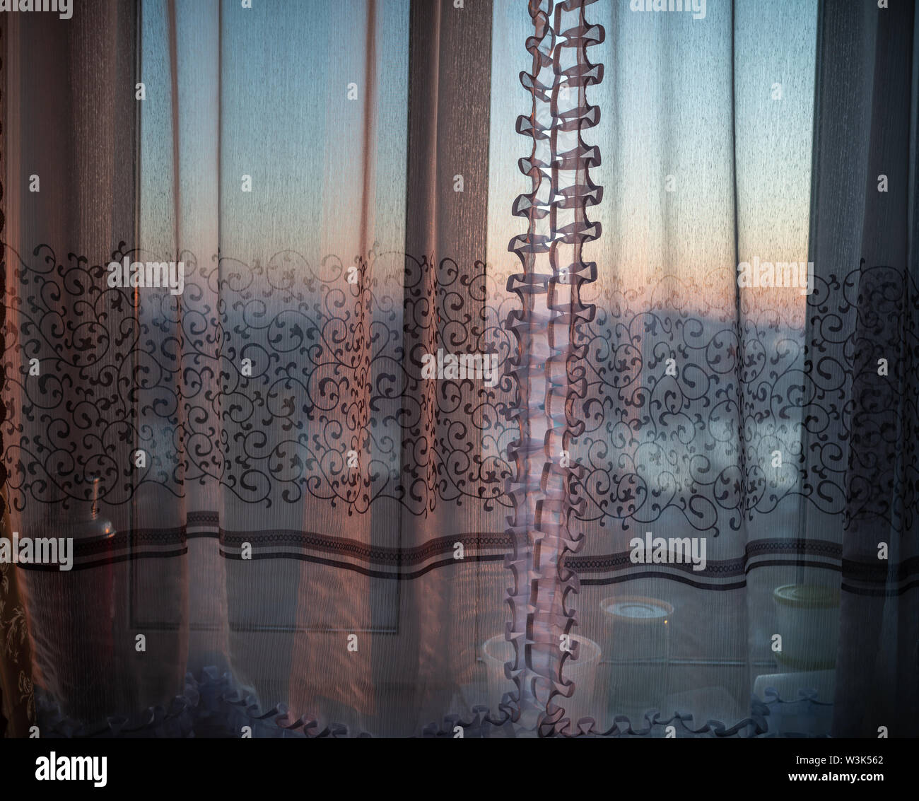 Night sky through window hi-res stock photography and images - Alamy